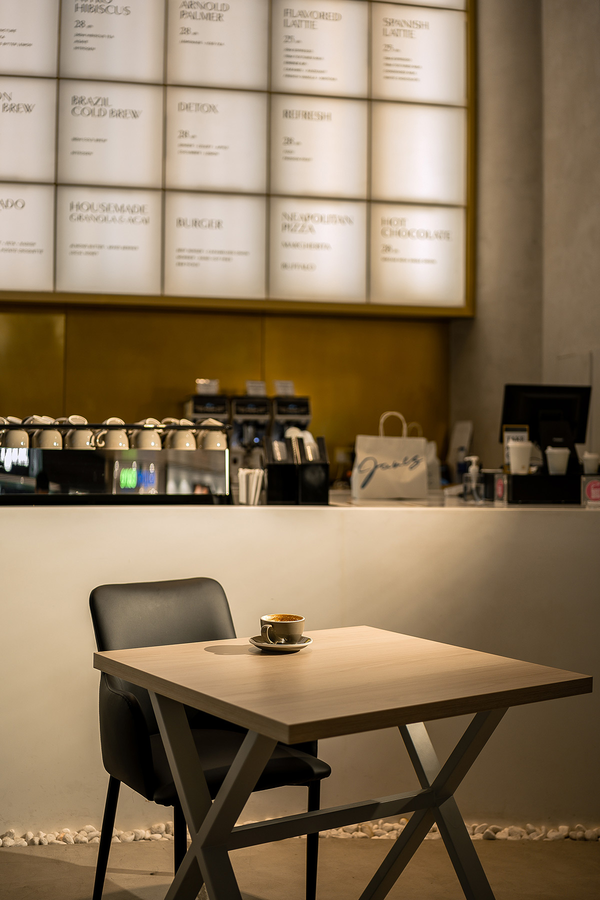 James Café Al Reem Island Restaurant | Abu Dhabi